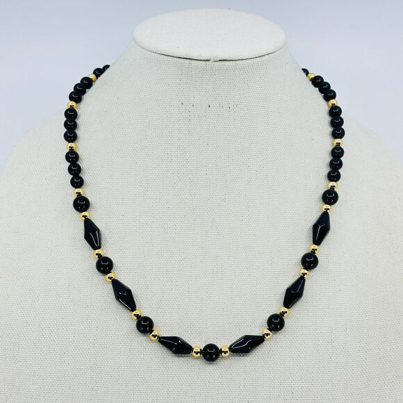 Lee Sands | Jewelry | Vtg Lee Sands Necklace Black Onyx Beaded 8mm Mm ...